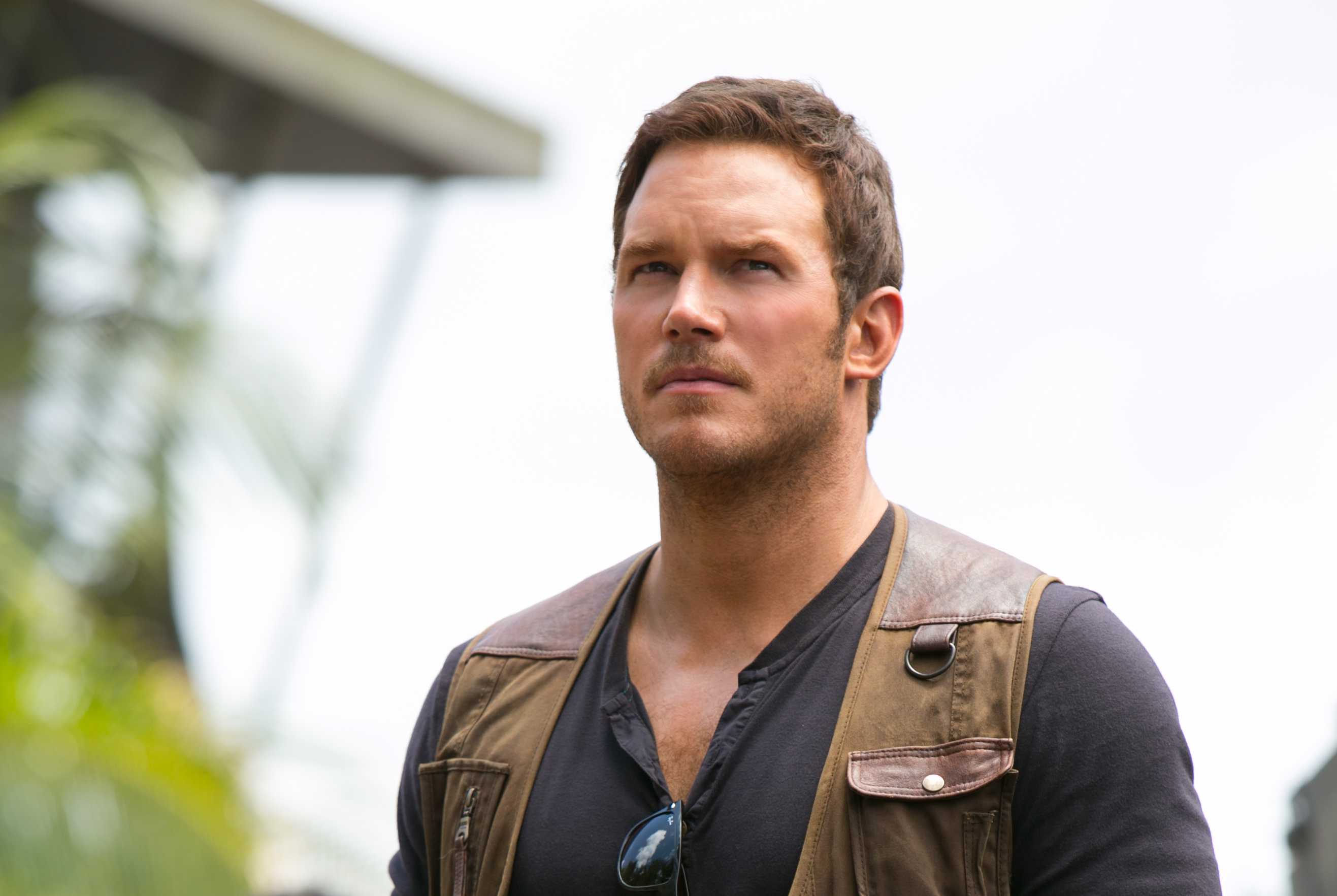 Movie Review: “Jurassic World: Fallen Kingdom” – The TV and Film Guy's ...